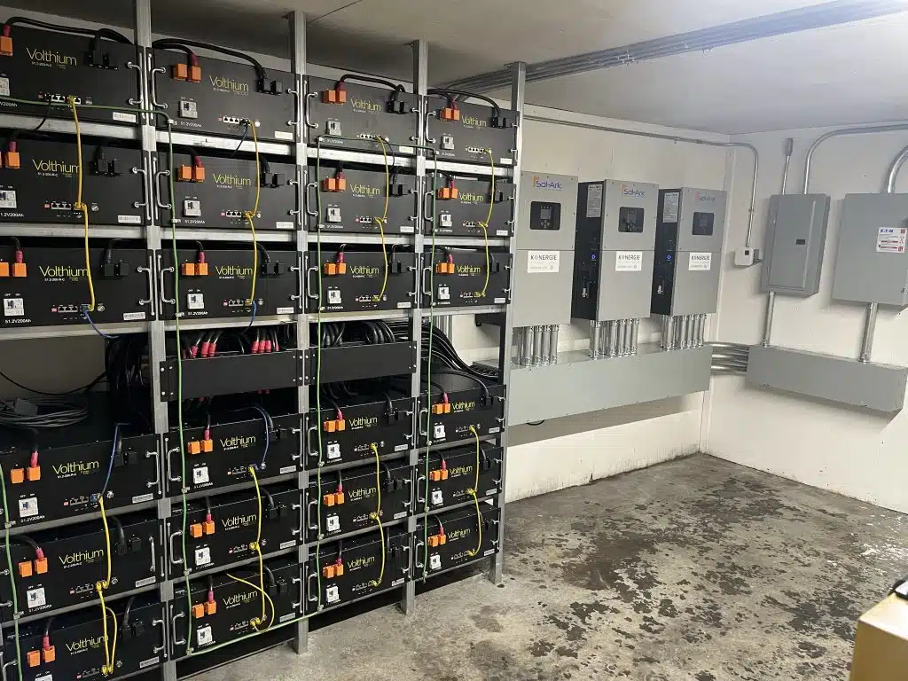 Solutions de secours à batteries (UPS) - Volthium
